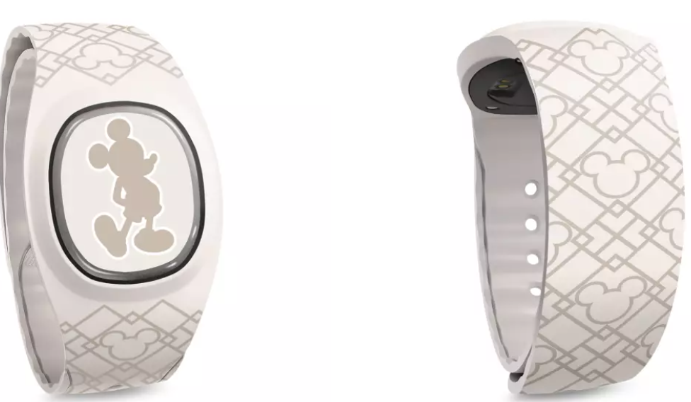 NEW MagicBands Just Arrived for Disney World Guests! | the disney food blog
