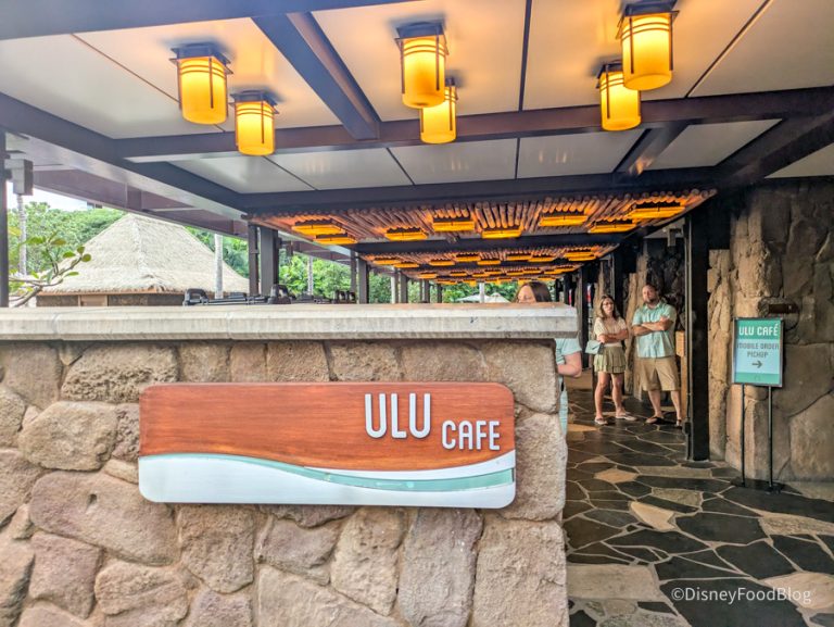 REVIEW: This Disney Restaurant Gets a 10/10. No Notes. | the disney ...