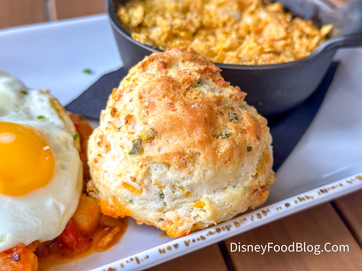 REVIEW: Homecomin' in Disney Springs Literally Never Misses — And We ...