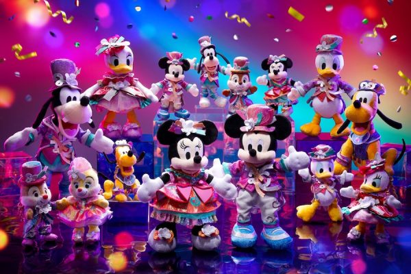 Disney Reveals NEW 'Encanto' Parade Float! | the disney food blog