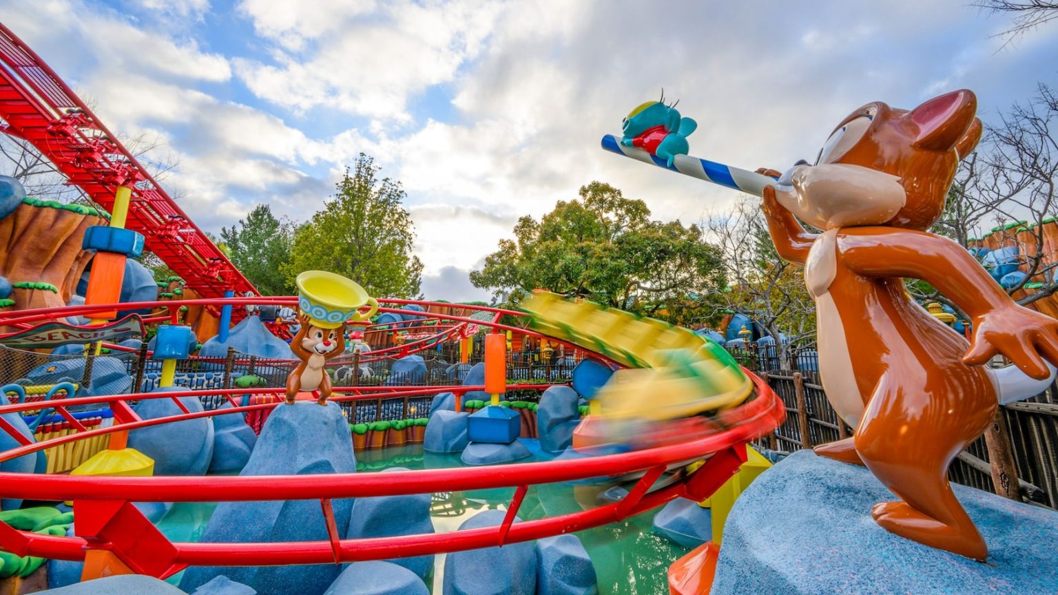 Disney Fans in Their 50s Refuse to Ride These 5 Disneyland Rides | the ...