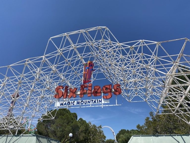 looney tunes land | the disney food blog