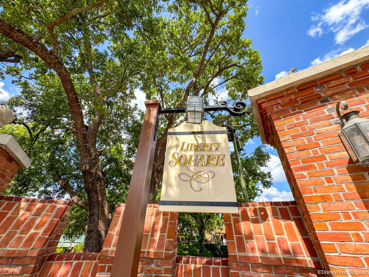 Liberty Square in Walt Disney World's Magic Kingdom | the disney food blog