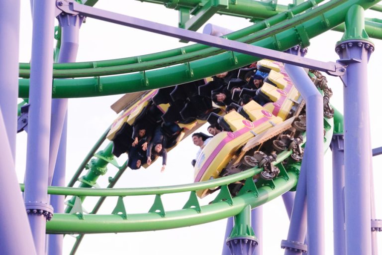 Why Six Flags Had To Close 7 Theme Parks | the disney food blog