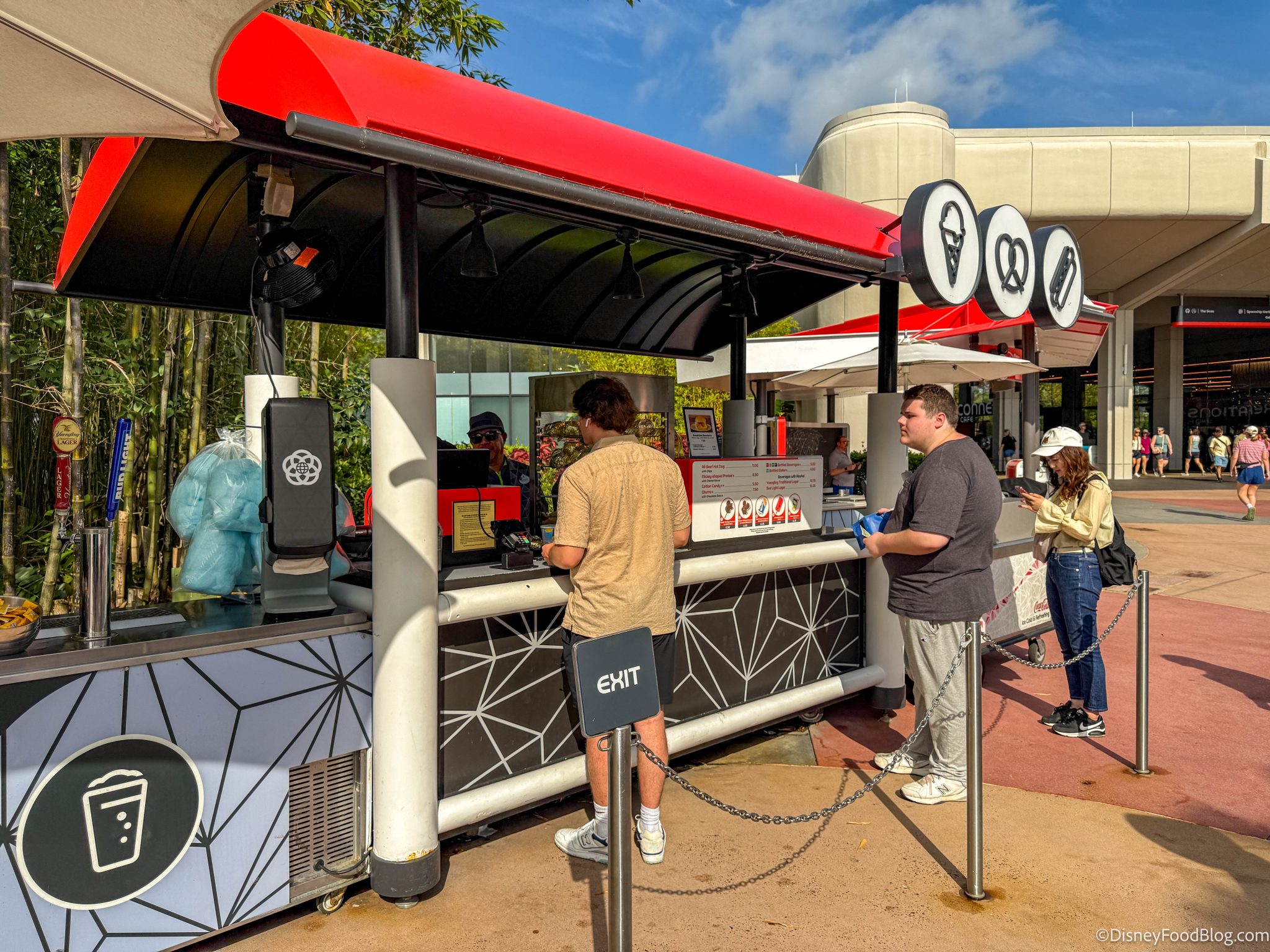 Something Has CHANGED at Disney World Popcorn Carts (And We're Not Sure ...