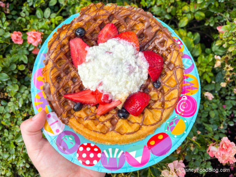 WONDERFUL WAFFLE NEWS: Magic Kingdom's BEST Snack Is BACK in Disney ...