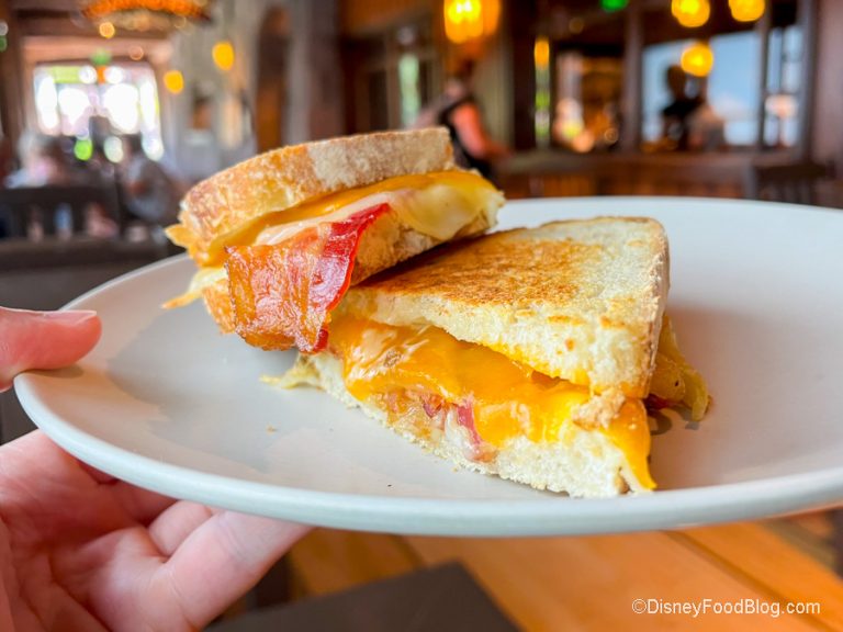 REVIEW: Excuse Me, But I'm Still Thinking About This Grilled Cheese in ...