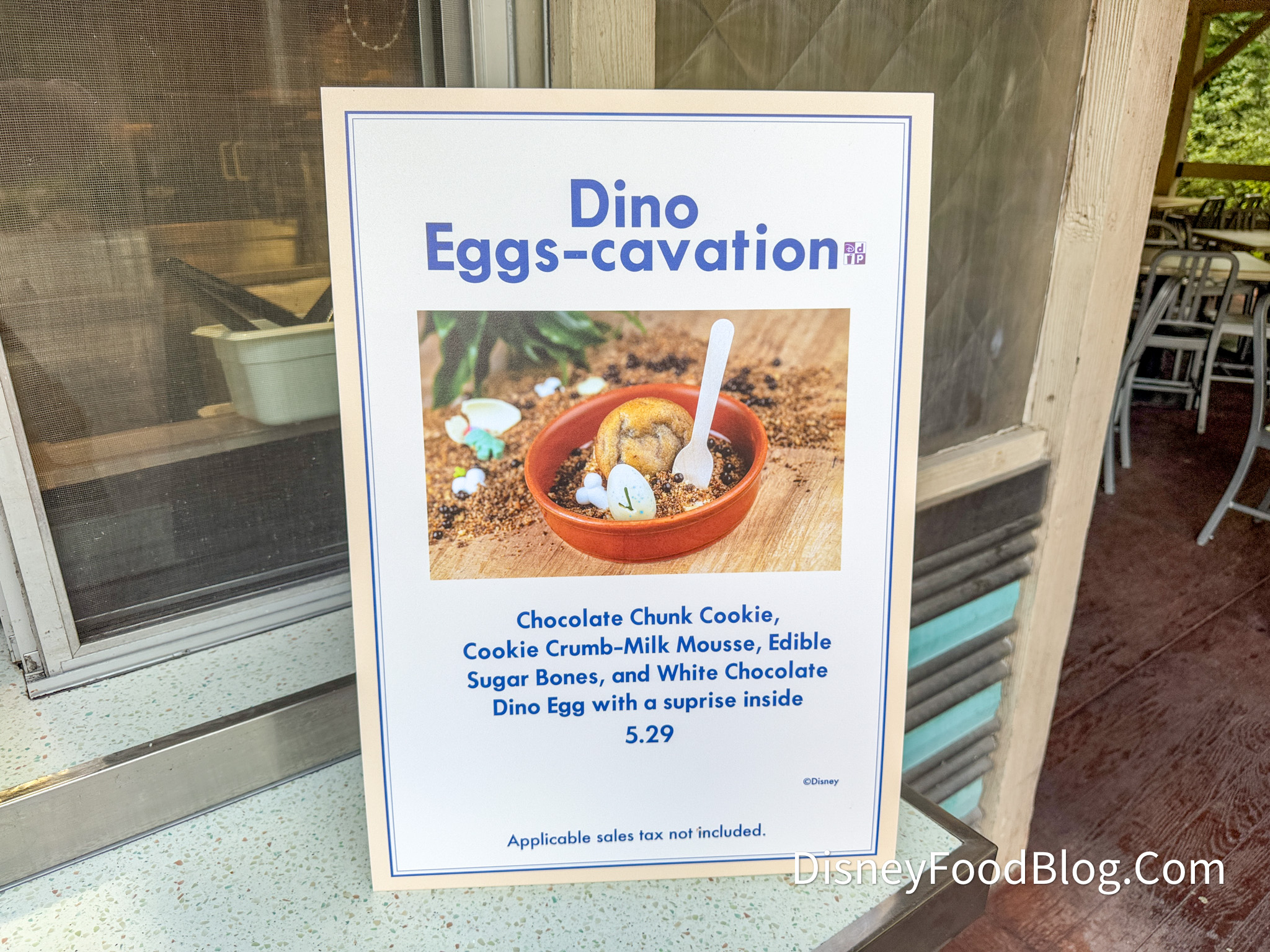 REVIEW: This NEW Disney World Snack Comes With The Best Surprise Ever ...