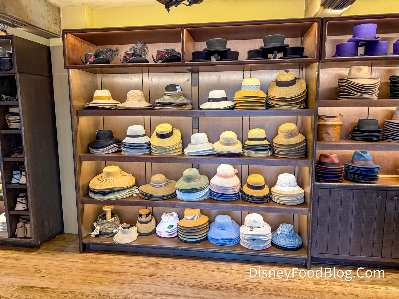 A Long-Abandoned Magic Kingdom Store Has Finally Reopened! | the disney ...
