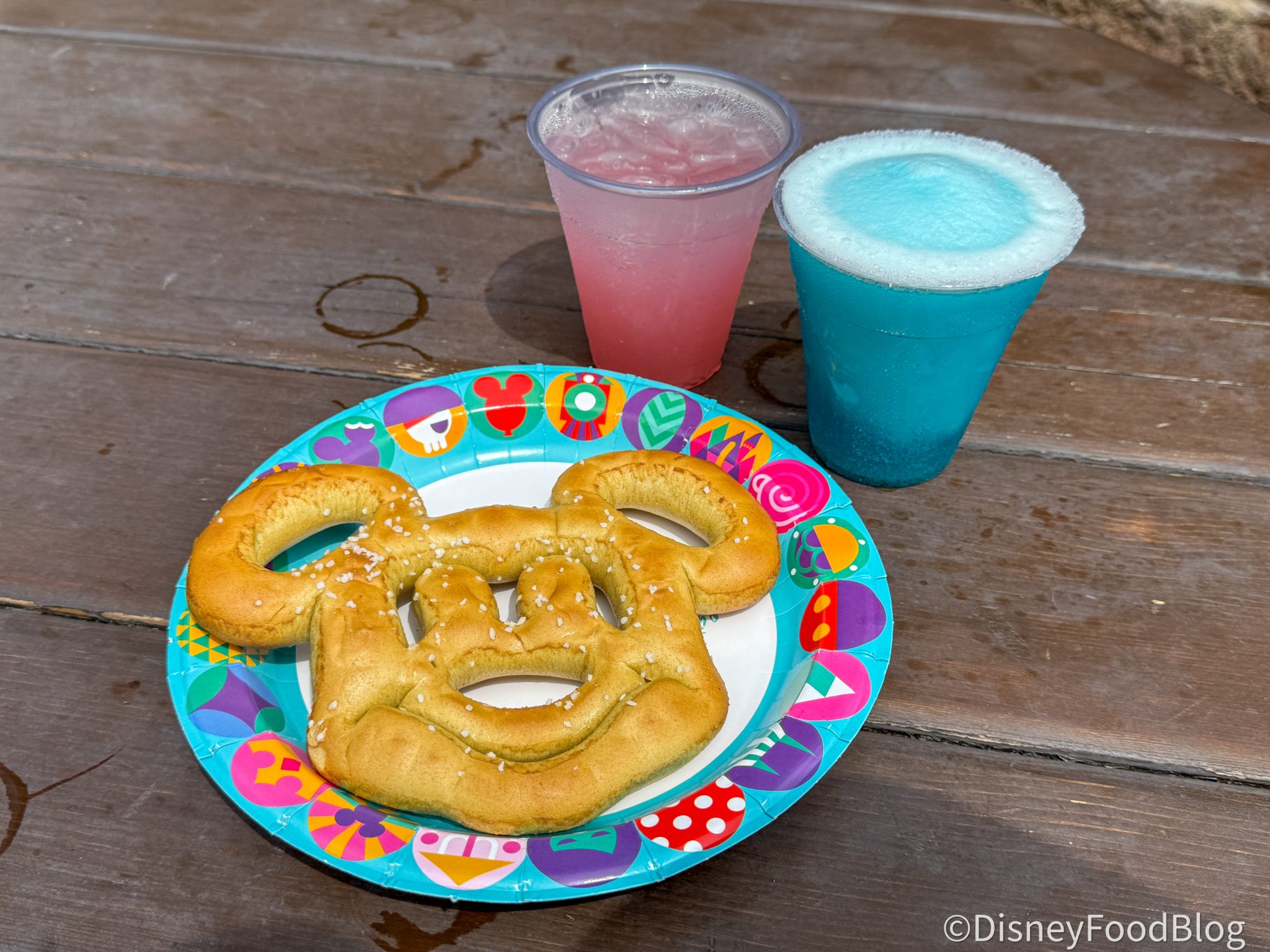 REVIEW: There's A Reason We Keep Coming Back To This Iconic Disney ...
