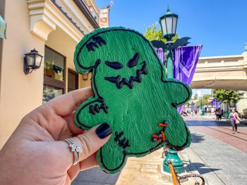 REVIEW: We Tried 14 Disneyland Halloween Treats (But Only 10 Are Worth ...
