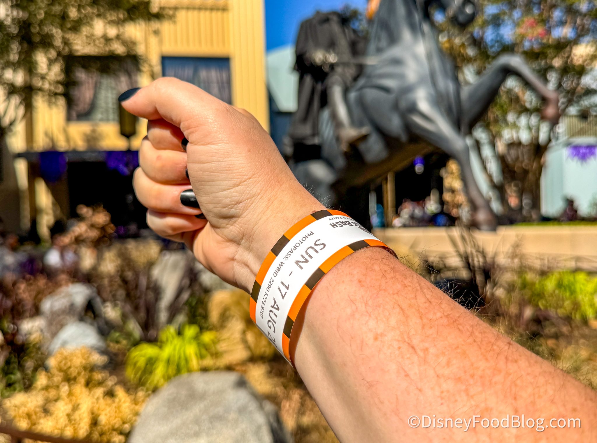 We're LIVE at the FIRST Oogie Boogie Bash in 2025 — Come With Us! | the ...