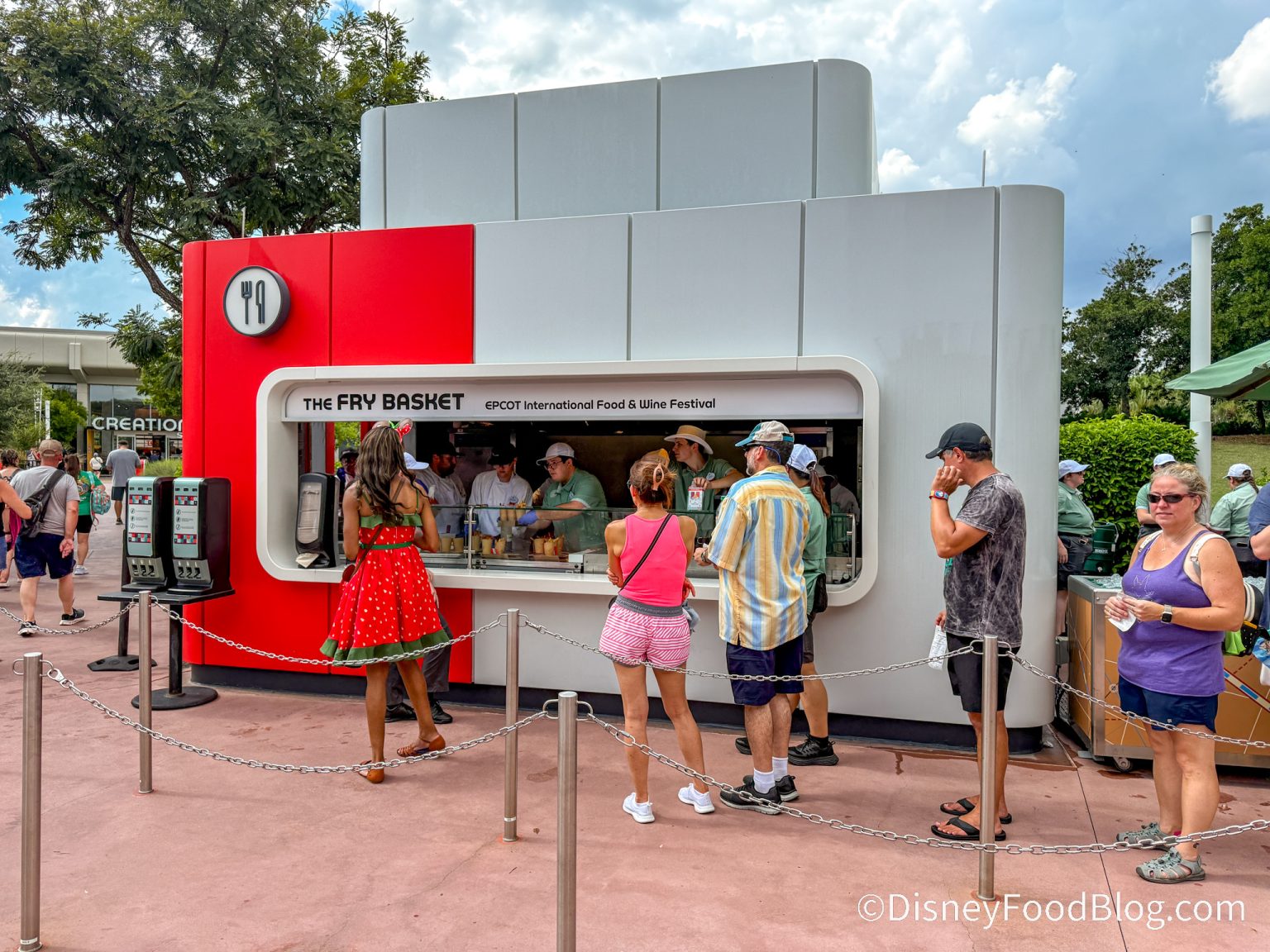 REVIEW: These Disney World French Fries Are So Good We Got a Whole ...
