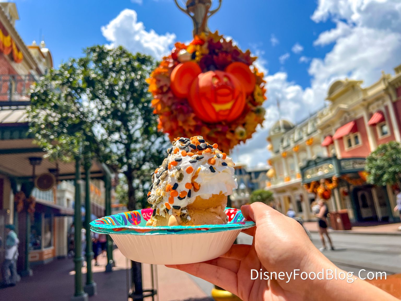 REVIEW: Magic Kingdom's New Halloween Treats Are Sparking Food Fights ...