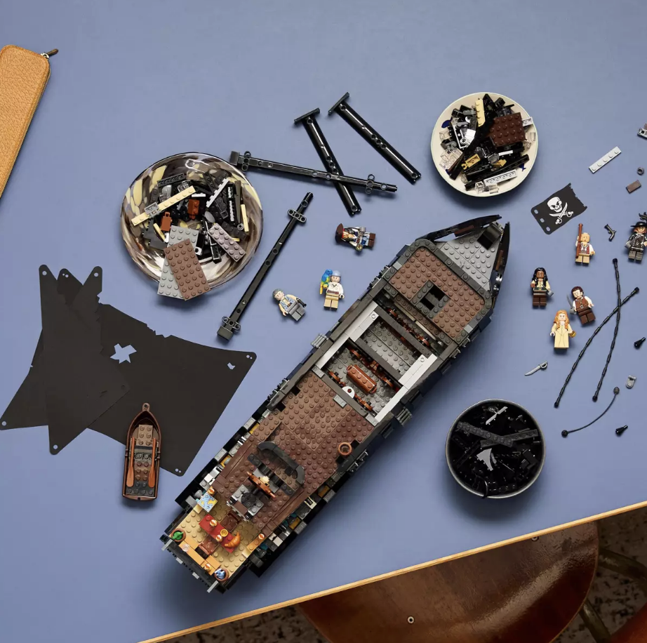 Pirates of the Caribbean Fans – This Is the NEW Disney LEGO Set for You ...
