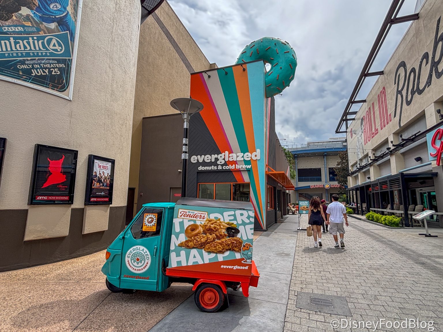 REVIEW: We Tried 6 Of The Most Popular Donut Flavors At Disney World ...