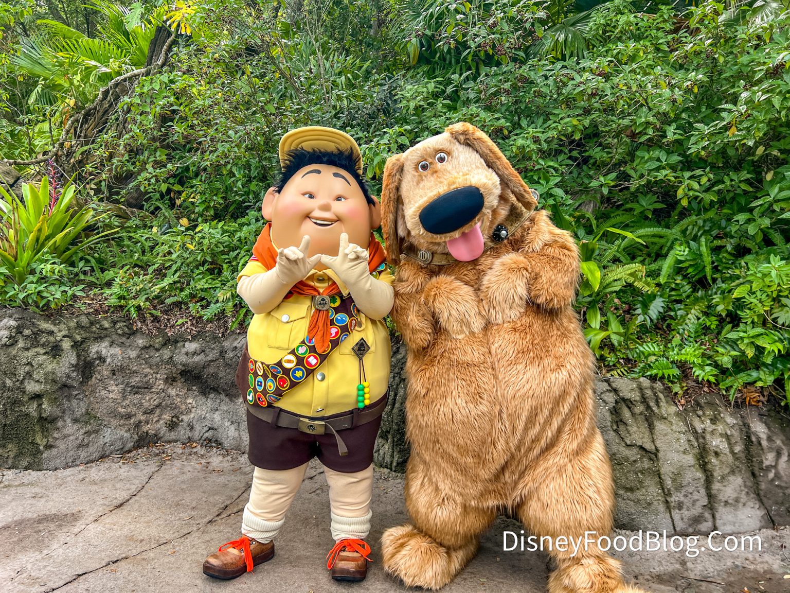 dug meet and greet | the disney food blog