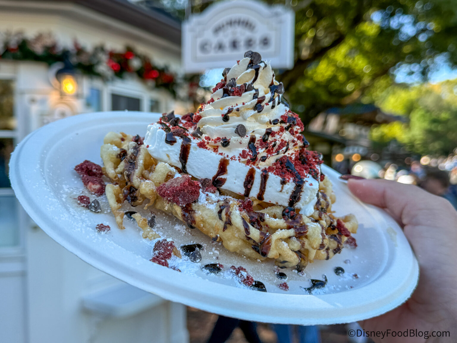 REVIEW: This Funnel Cake Takes Red Velvet to the NEXT Level, and You ...