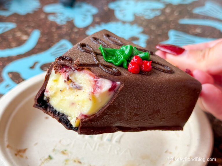 5 Disney World Snacks That Are a KILLER Value in 2026 | the disney food ...