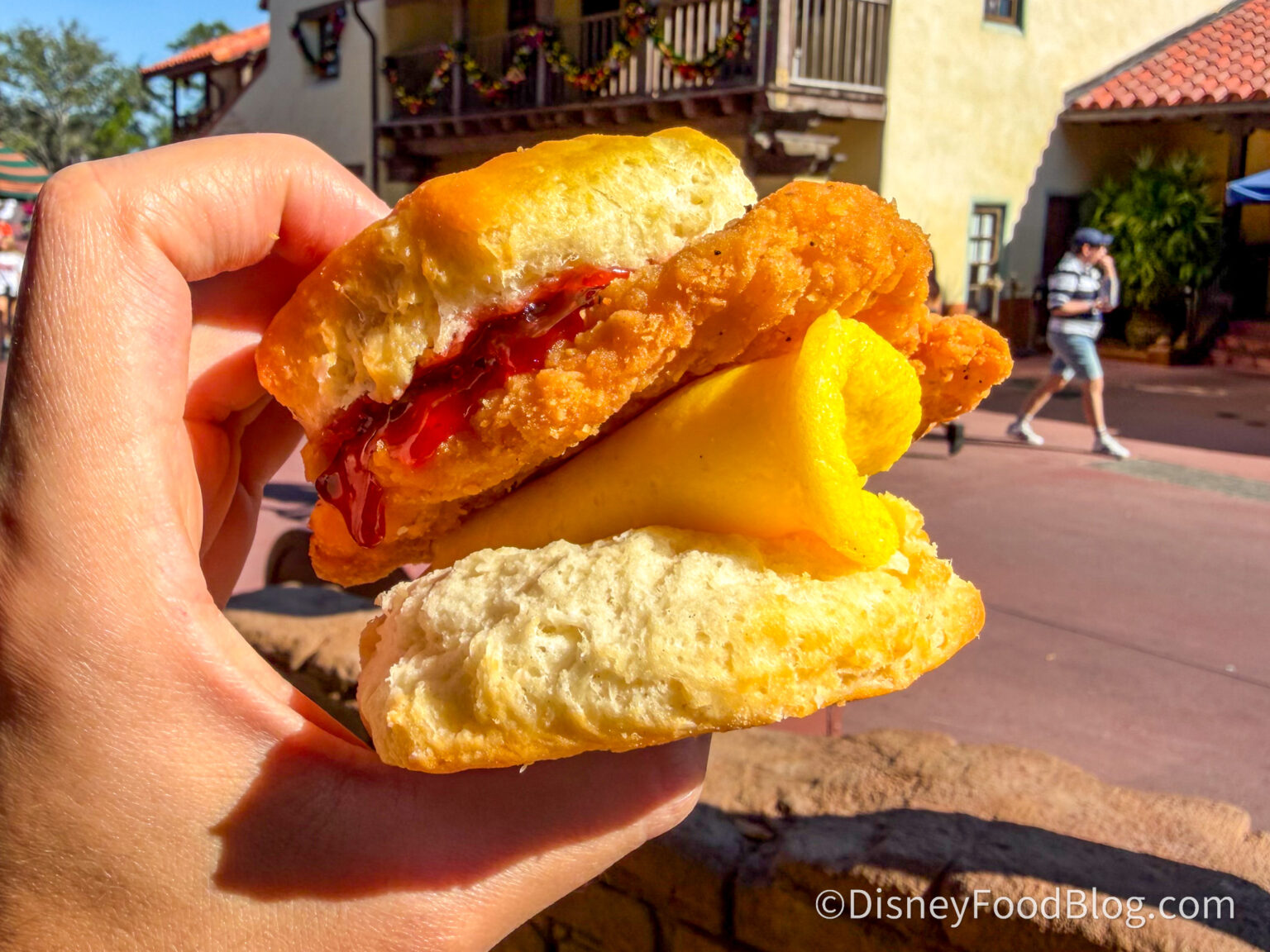 REVIEW: This Quick Magic Kingdom Breakfast Is Simple Yet Satisfying ...
