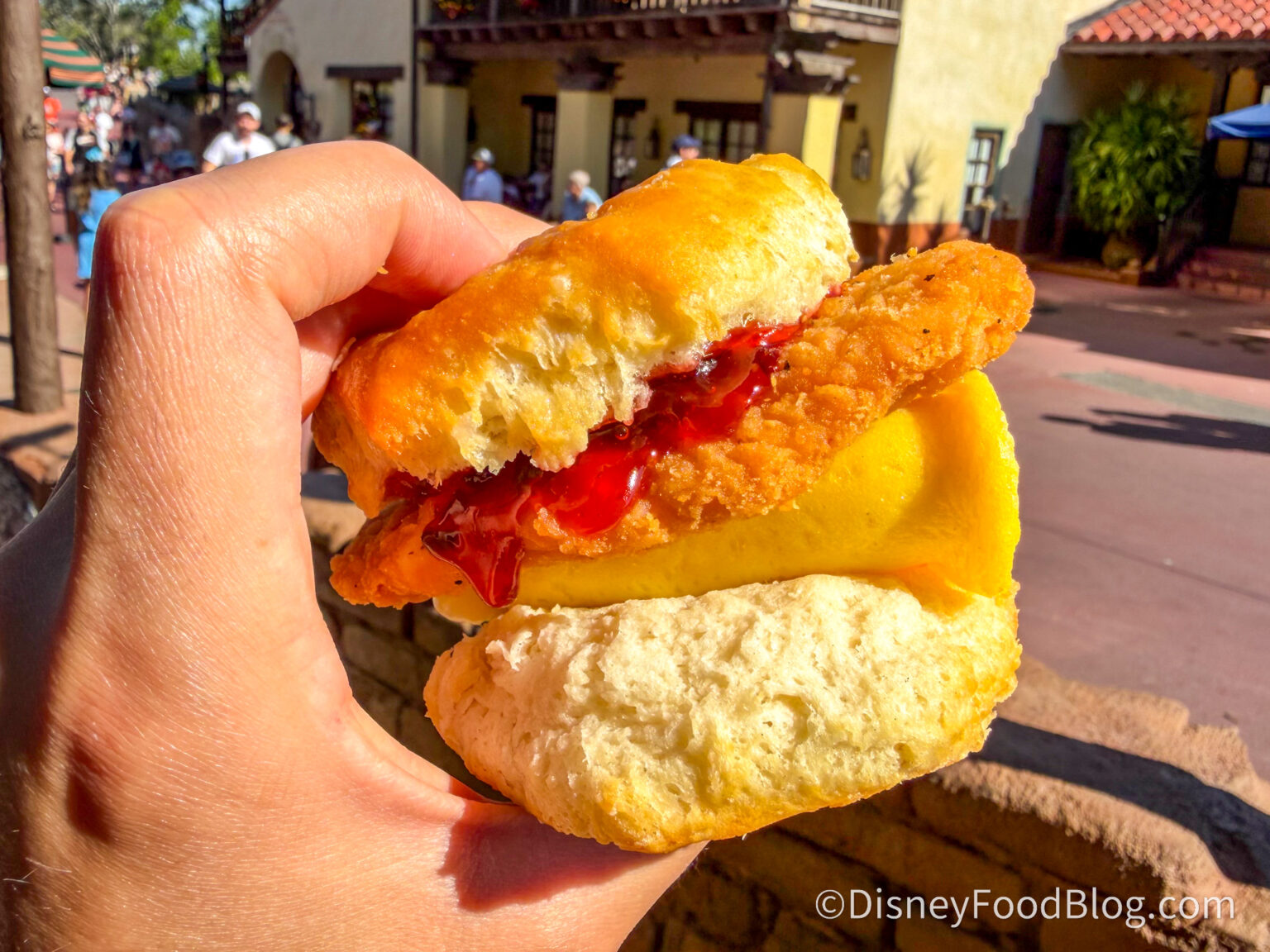 REVIEW: This Quick Magic Kingdom Breakfast Is Simple Yet Satisfying ...