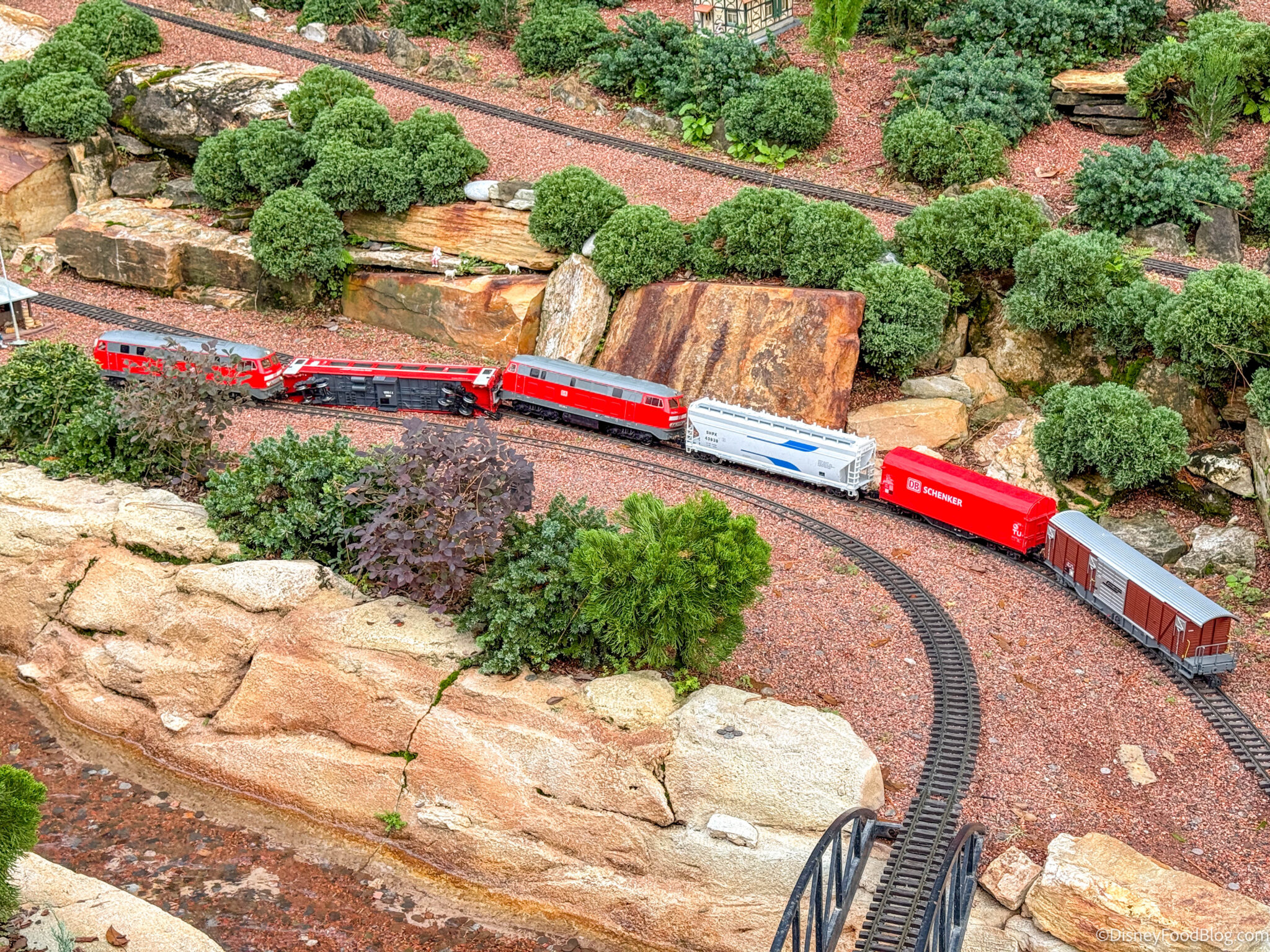 EPCOT's Tiny Train Town REFUSES to Give Me a Holiday Vacation | the ...