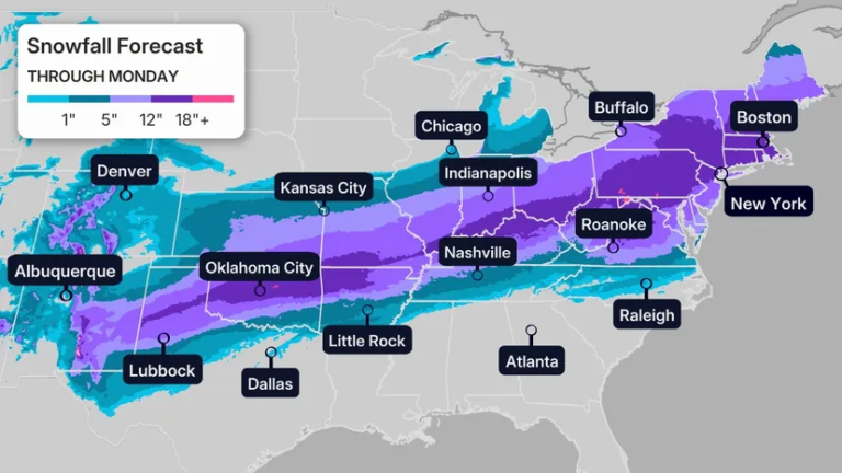 Airlines Warn of Major Disruptions As Winter Storm Bears Down on United ...