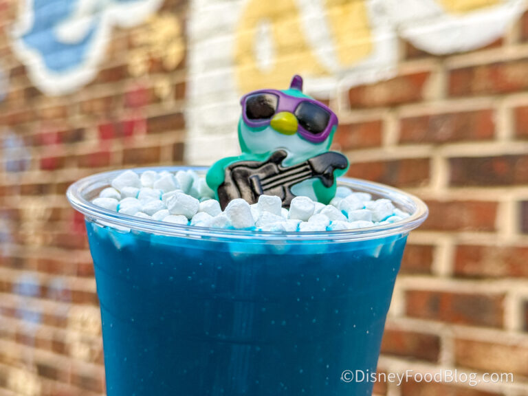 REVIEW: If Your Disney World Drink Doesn't Have a Penguin On It, What ...
