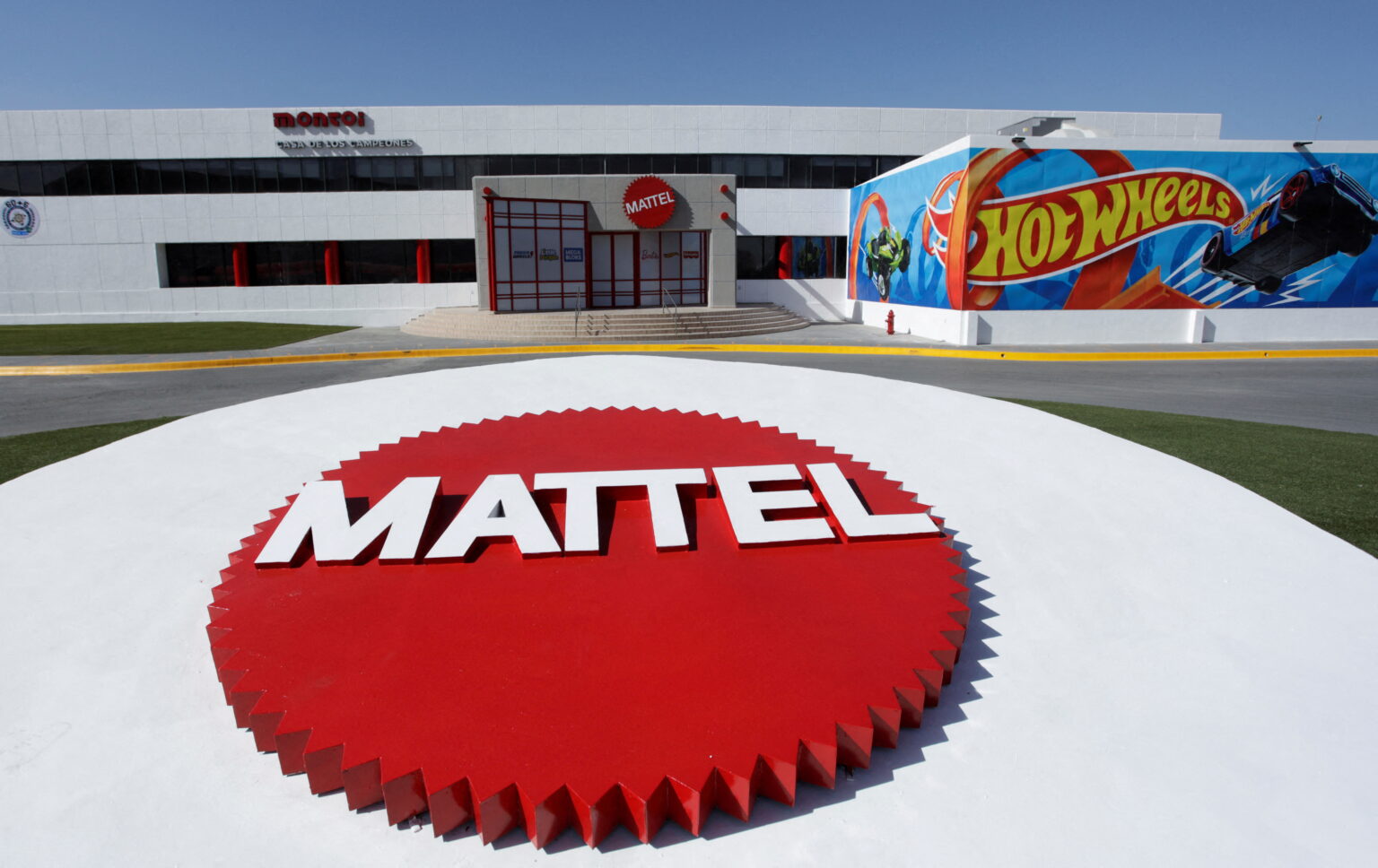CONFIRMED: Mattel is Bringing an Indoor Water Park to Orlando - Disney ...