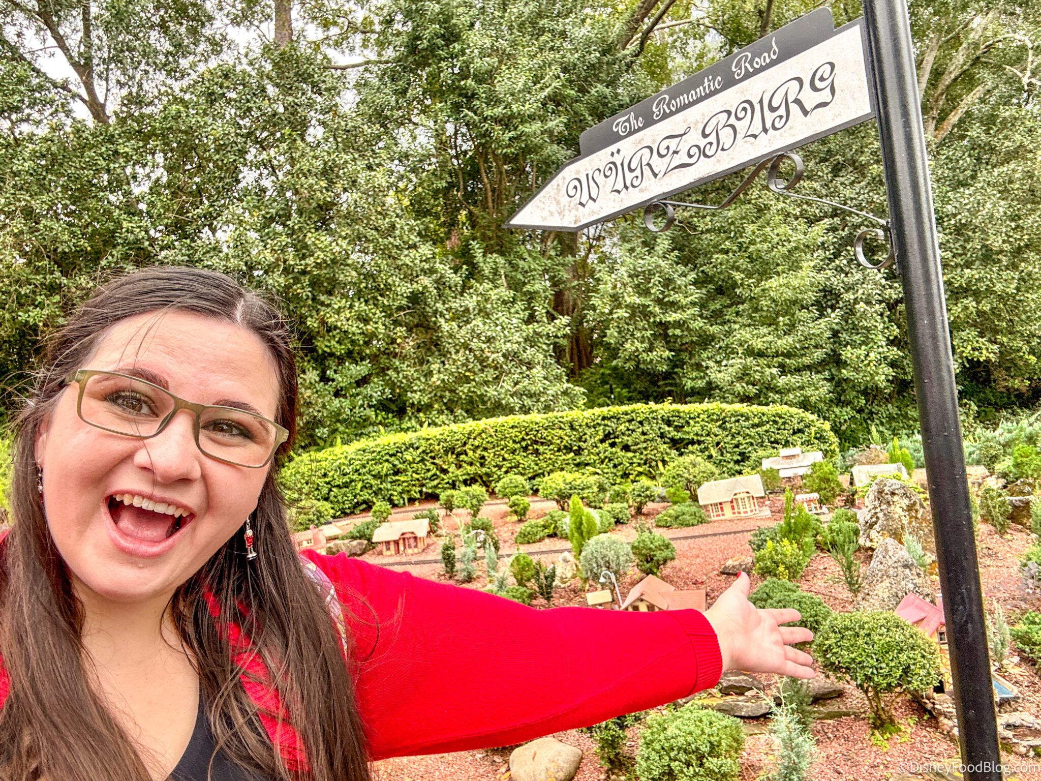 Quicksand and a Derailed Train? EPCOT's Tiny Train Town Has the Plot of ...