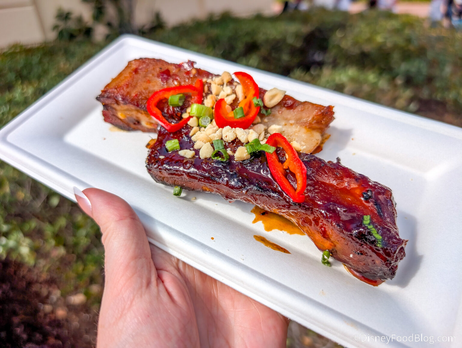 REVIEW: This EPCOT Booth Made Us Forget Everything Else We Ate Today ...