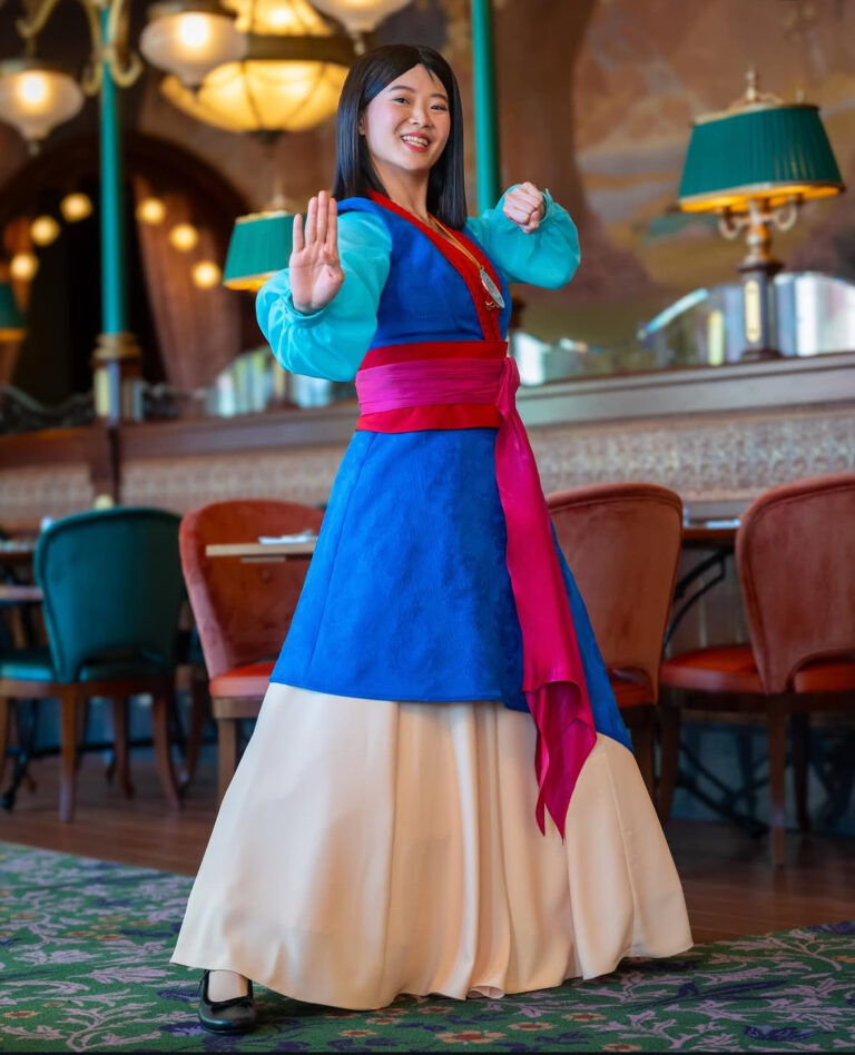FIRST LOOK at the Characters Coming to Disney's NEW Princess Dining ...