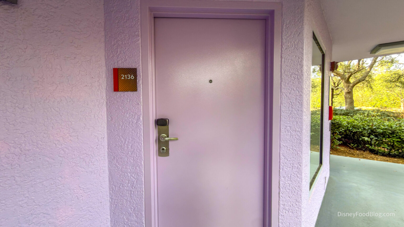 I Found the Perfect Room at Disney's Pop Century Hotel — Here's How to ...