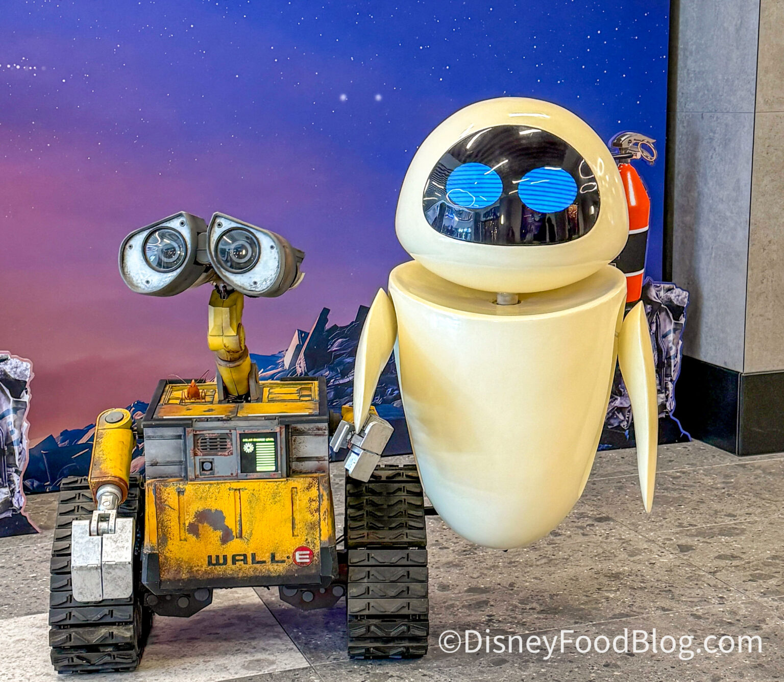 NEWS: An Army of Olaf Robots Is Coming to Disney Parks Around the World ...