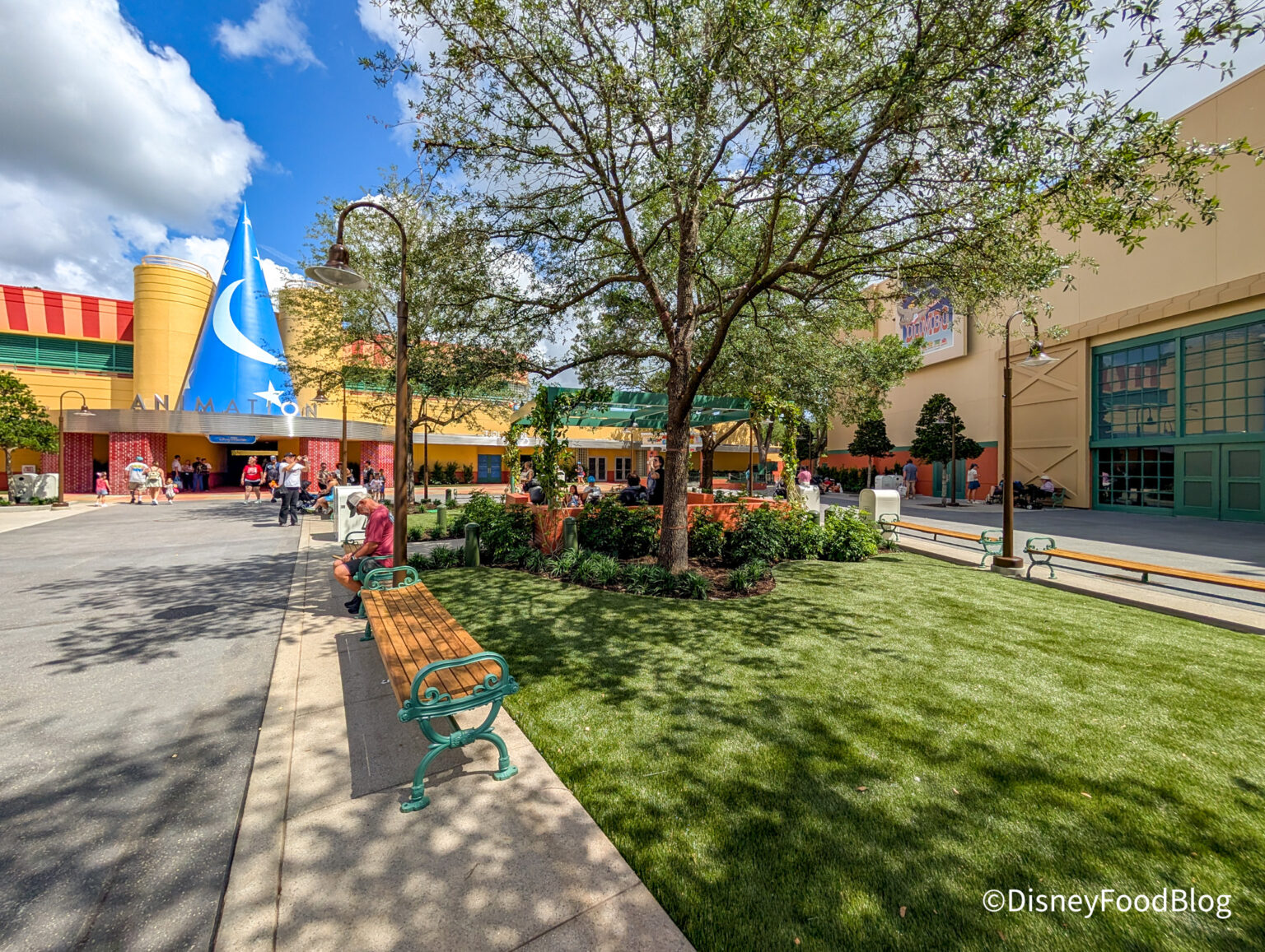 NEW LAND Opens Early in Disney's Hollywood Studios | the disney food blog