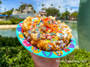 Mickey-shaped strawberry lemonade macaron | the disney food blog