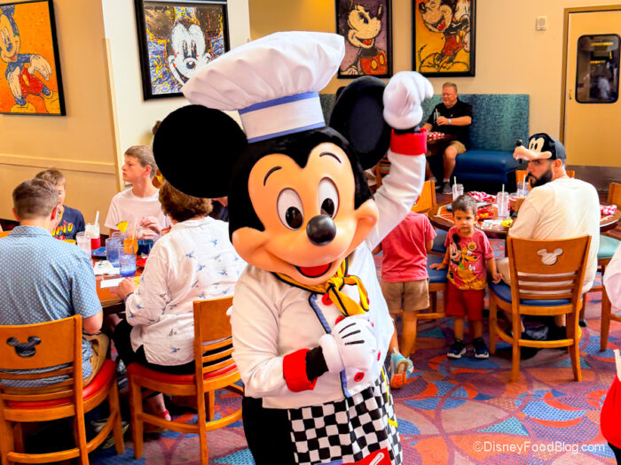 dinner buffet at chef mickey's | the disney food blog