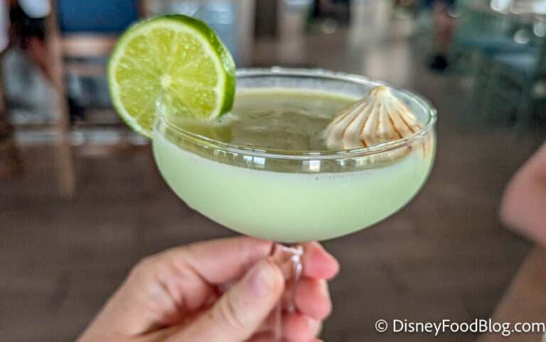 REVIEW: This Disney World Restaurant Boasts Incredible Eats and ...